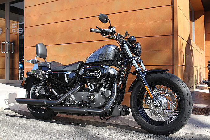 2014年式XL1200Xカオリさん カスタム紹介｜バージンハーレー