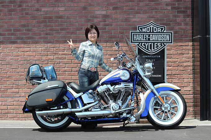 2014年式FLSTNSE中島千豆子さん 自慢のマイハーレー｜バージンハーレー